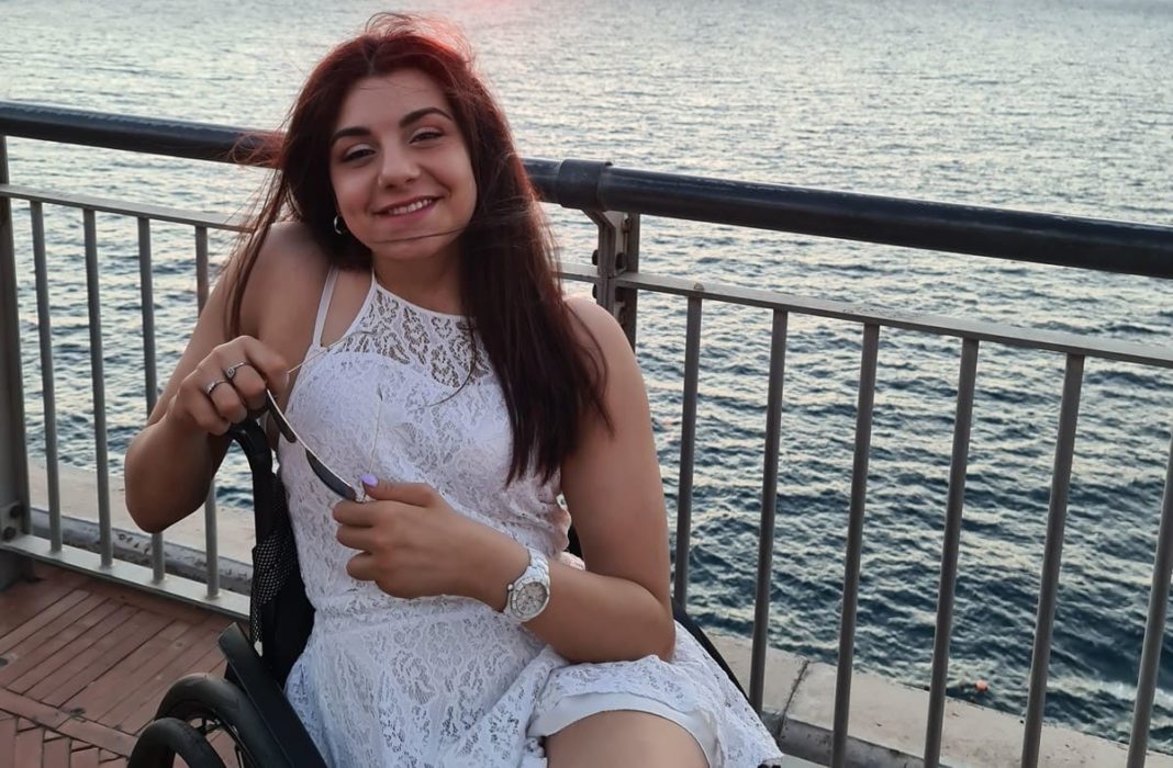 Angela Procida in politica: "Voglio essere una speranza di cambiamento"