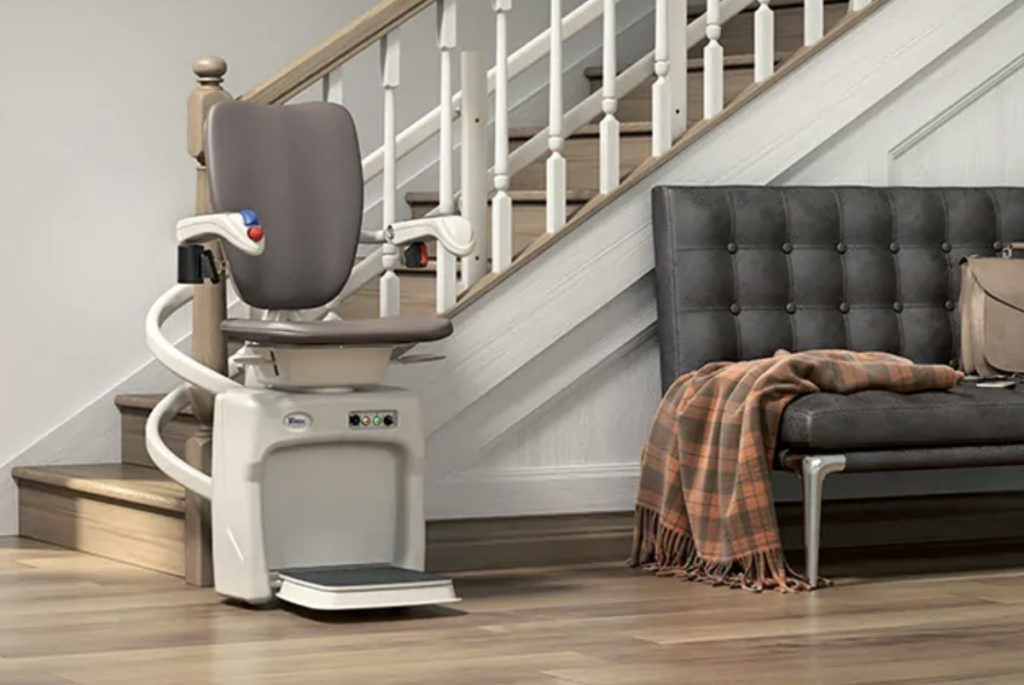 Montascale: cos'è come funziona e detrazioni fiscali | Ability Channel