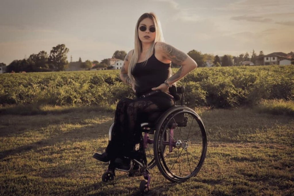 Chi è Sofia Righetti, la storia: atleta, modella e musicista ribelle