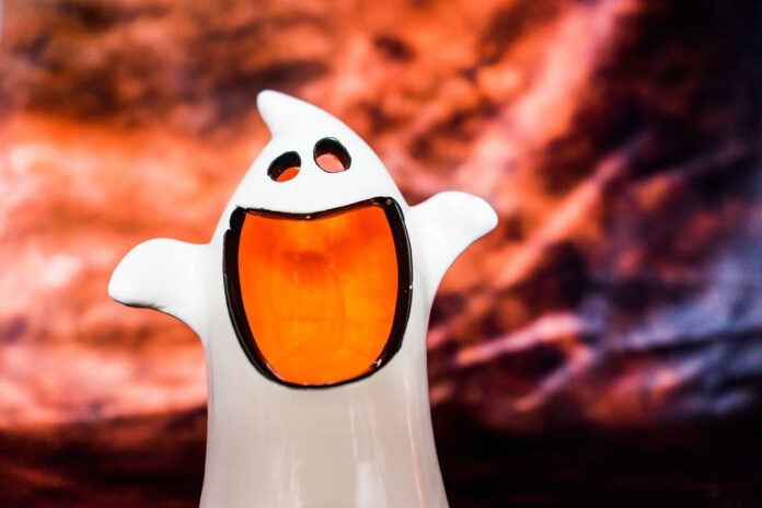 Ghosting: cos'è, significato, perché le persone lo fanno e come difendersi