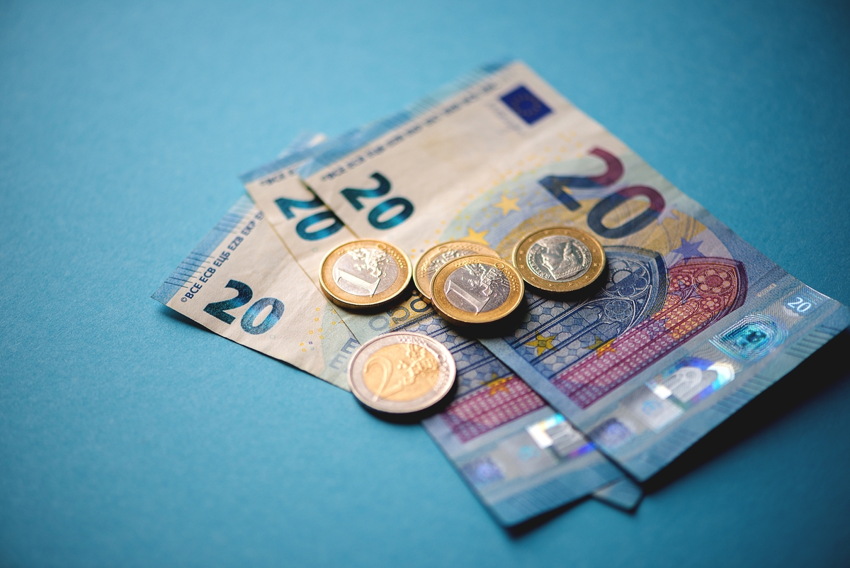 Tabella Assegno Unico febbraio 2025: aumento importi e maggiorazioni